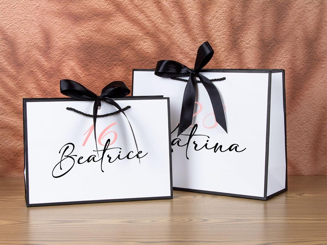 Personalized Birthday Gift Bag: Custom Name & Age - Etsy