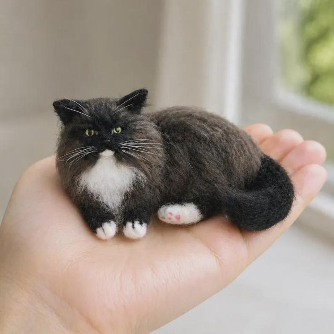 Custom Needle Felted Cat Sculpture , Handmade Wool Mini Cat Figurine ...