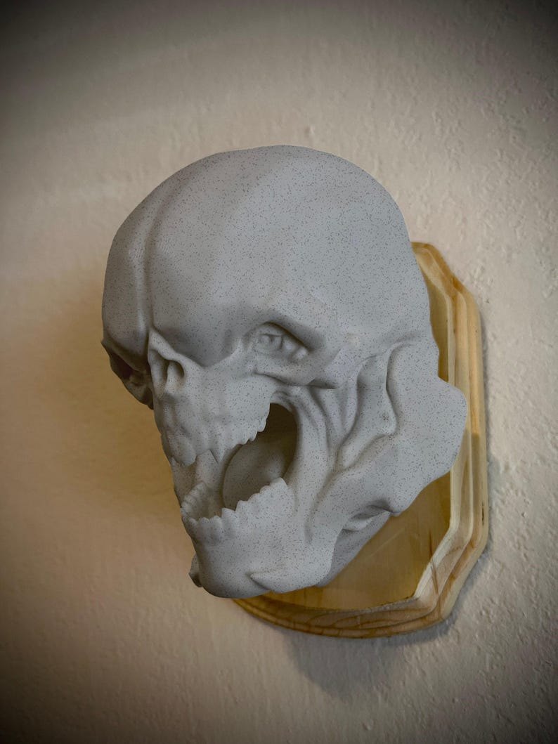 Doom Eternal Hell Knight Inspired Wall Trophy Lamp to Decorate Your ...