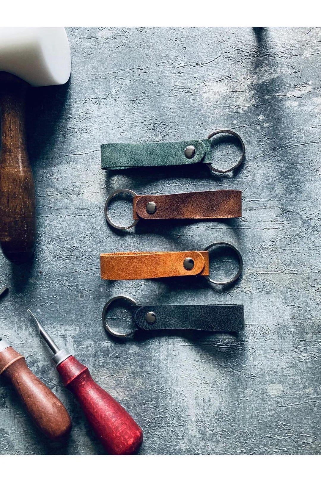 Handmade Leather Keychain Set of 4, Minimalist Keyring, Personalized ...