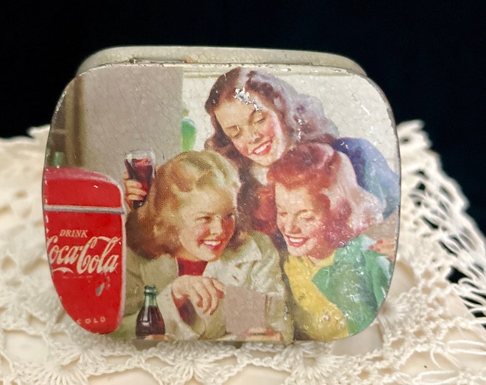 Vintage Coca Cola Compact, Pill Box, Collectible Tin, Chippy ...