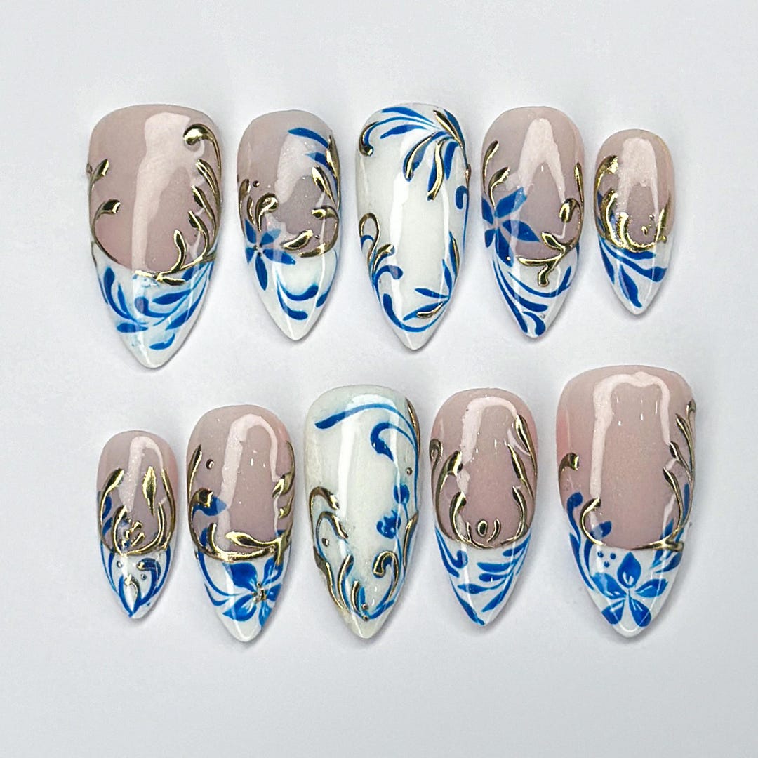 Chinoiserie Blue Porcelain Inspired Nails, Ceramic Blue and White ...
