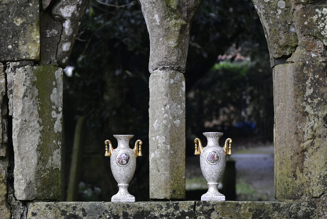 Vintage (1954) Empire Ware England Porcelain Urn Vase Matching Pair - Etsy