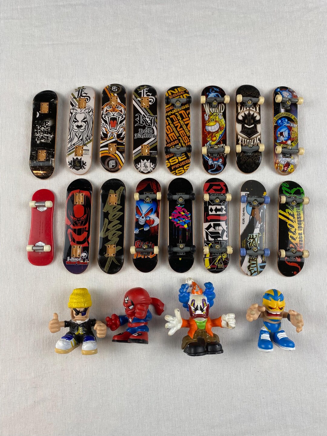Vintage Tech Deck Mini Skateboard Toy Lot, Vintage Toys, Mini ...