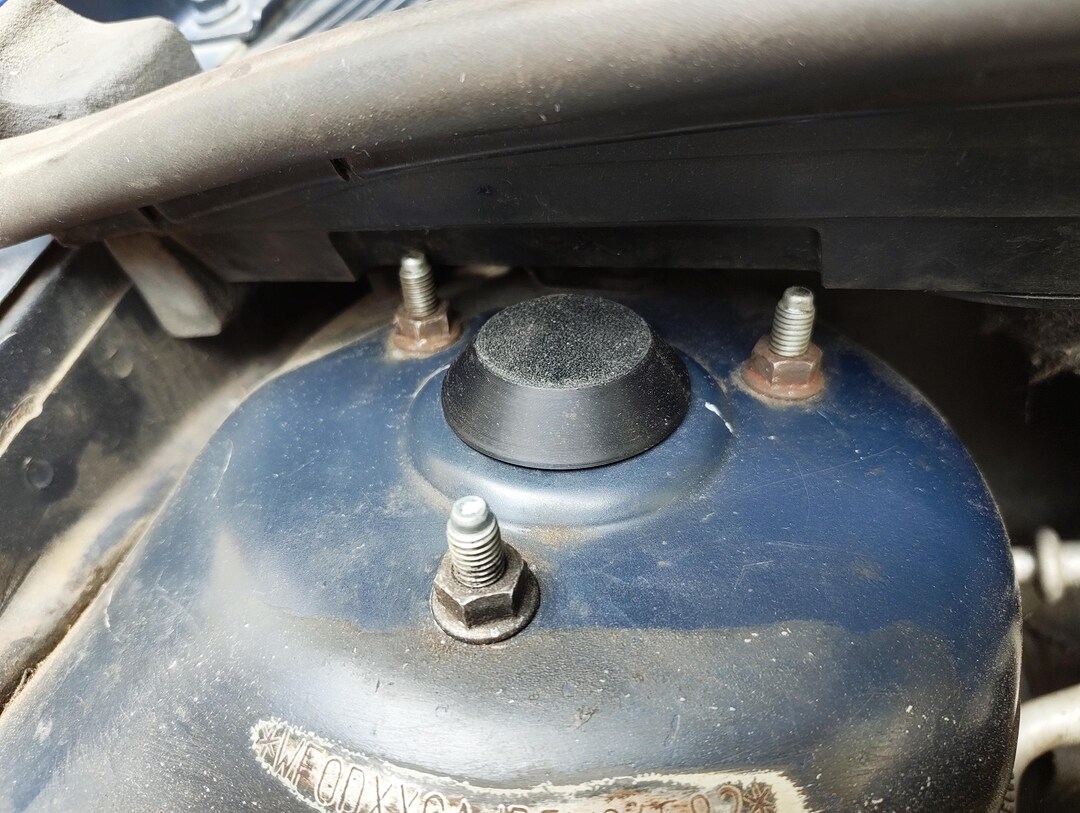 Ford Fiesta ST150 Strut Top Covers. - Etsy