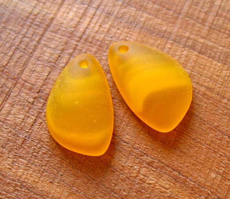 2 / 4 Pcs Yellow 21mm SMALL Earring Size Wing Eclipse Sea | Etsy