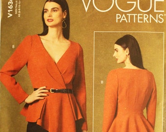 Vogue Sewing Pattern for Cape in 3 Lengths - Vogue 8959 - up to Bust 36 ...