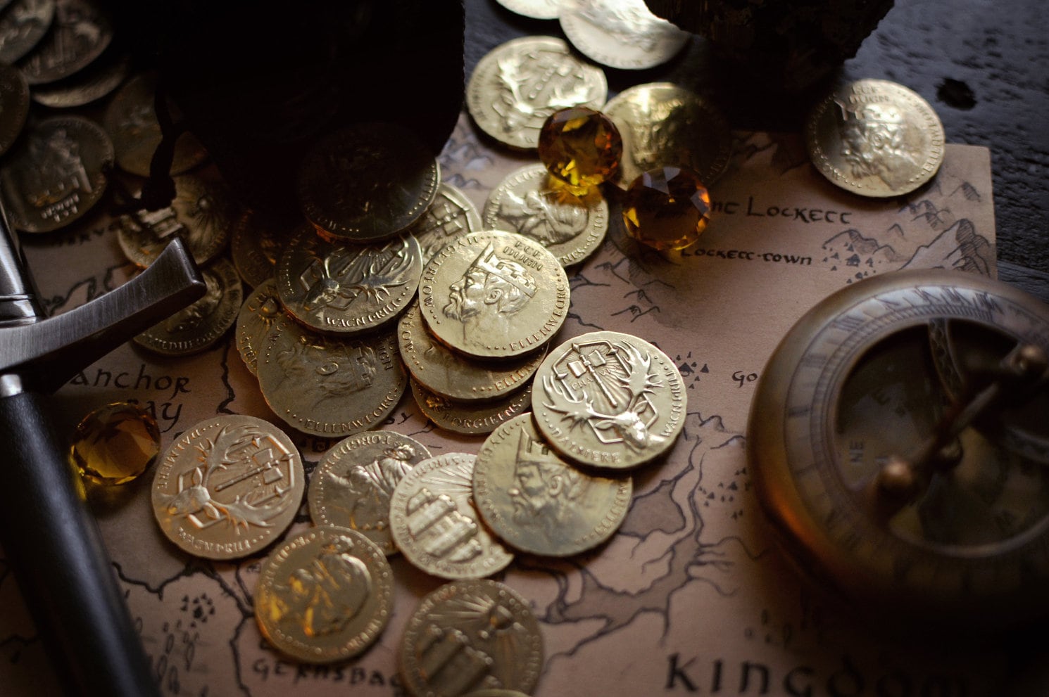 The Party's Plunder, Set of 260 Hand-polished Metal Coins + Gems - Etsy