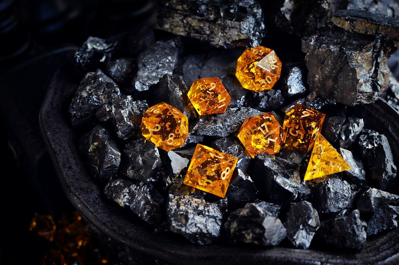 Honeystone Yellow Polyhedral Sharp Edge Dnd Gem Dice - Etsy