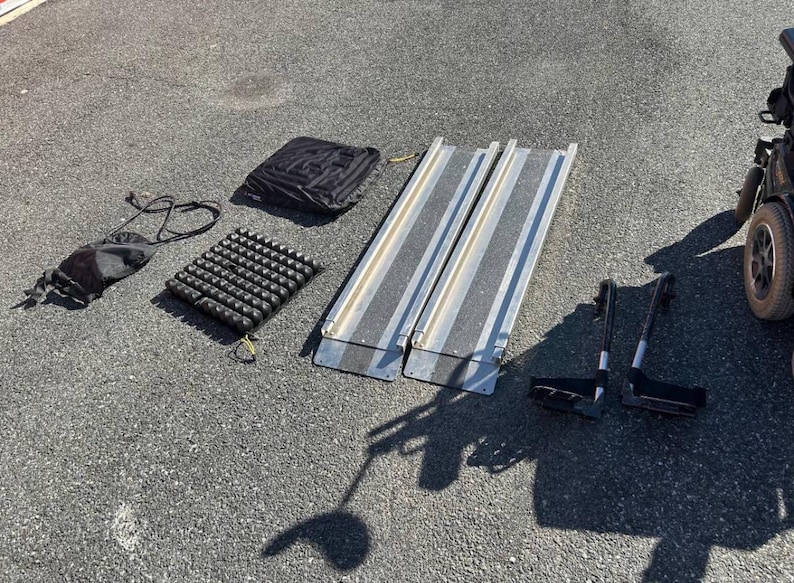 1122 Jazzy Motorized Wheelchair & Ramp*** - Etsy