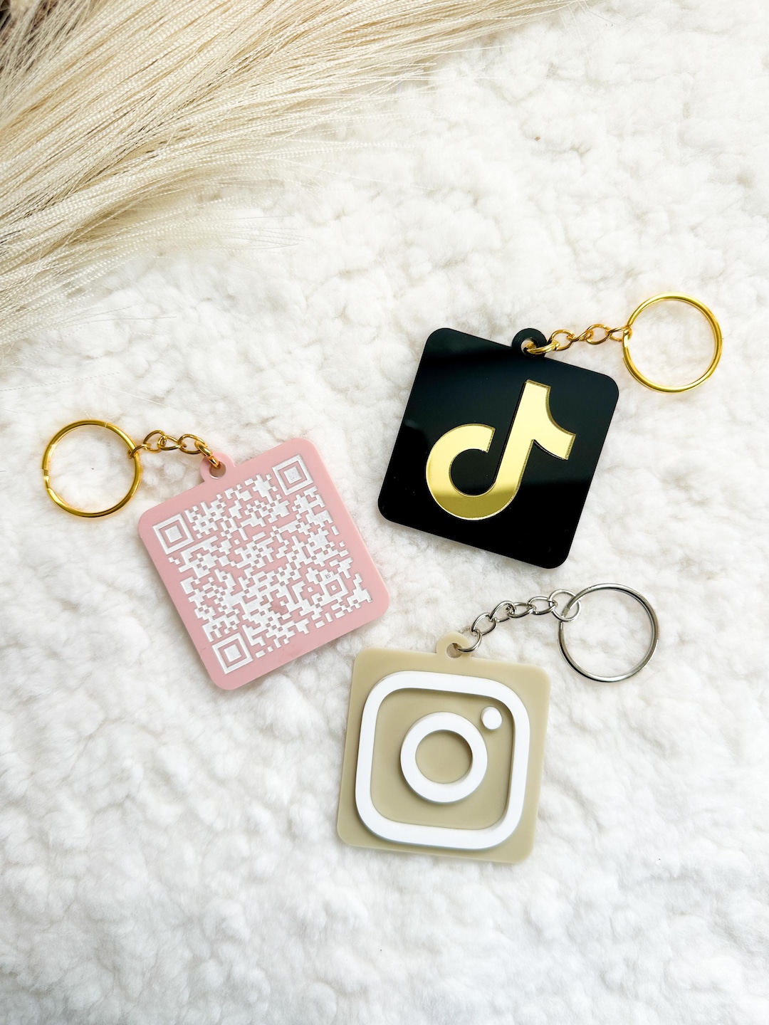 QR Code Keychain, Personalized Keychain, Social Media Keychain, Custom ...