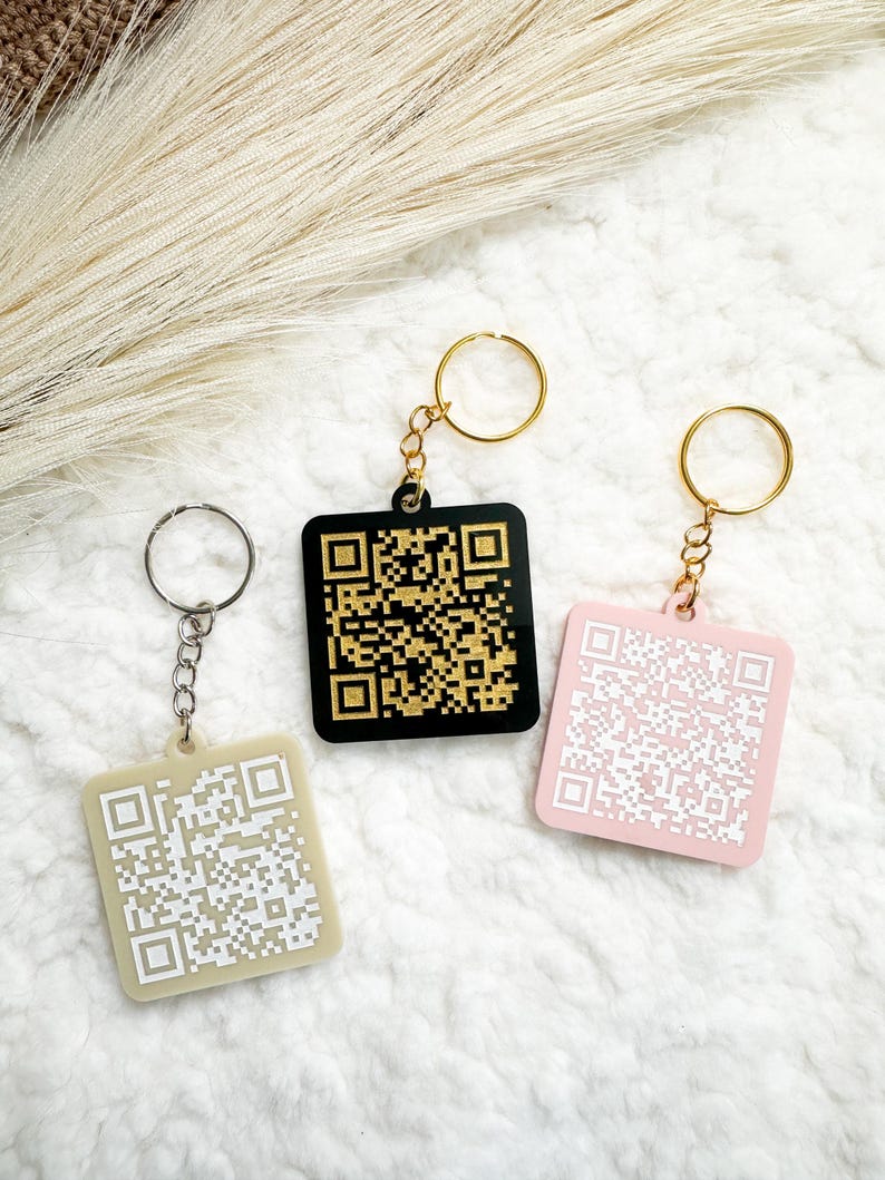Custom Acrylic QR Code Keychain, Personalized Social Media Scan ...