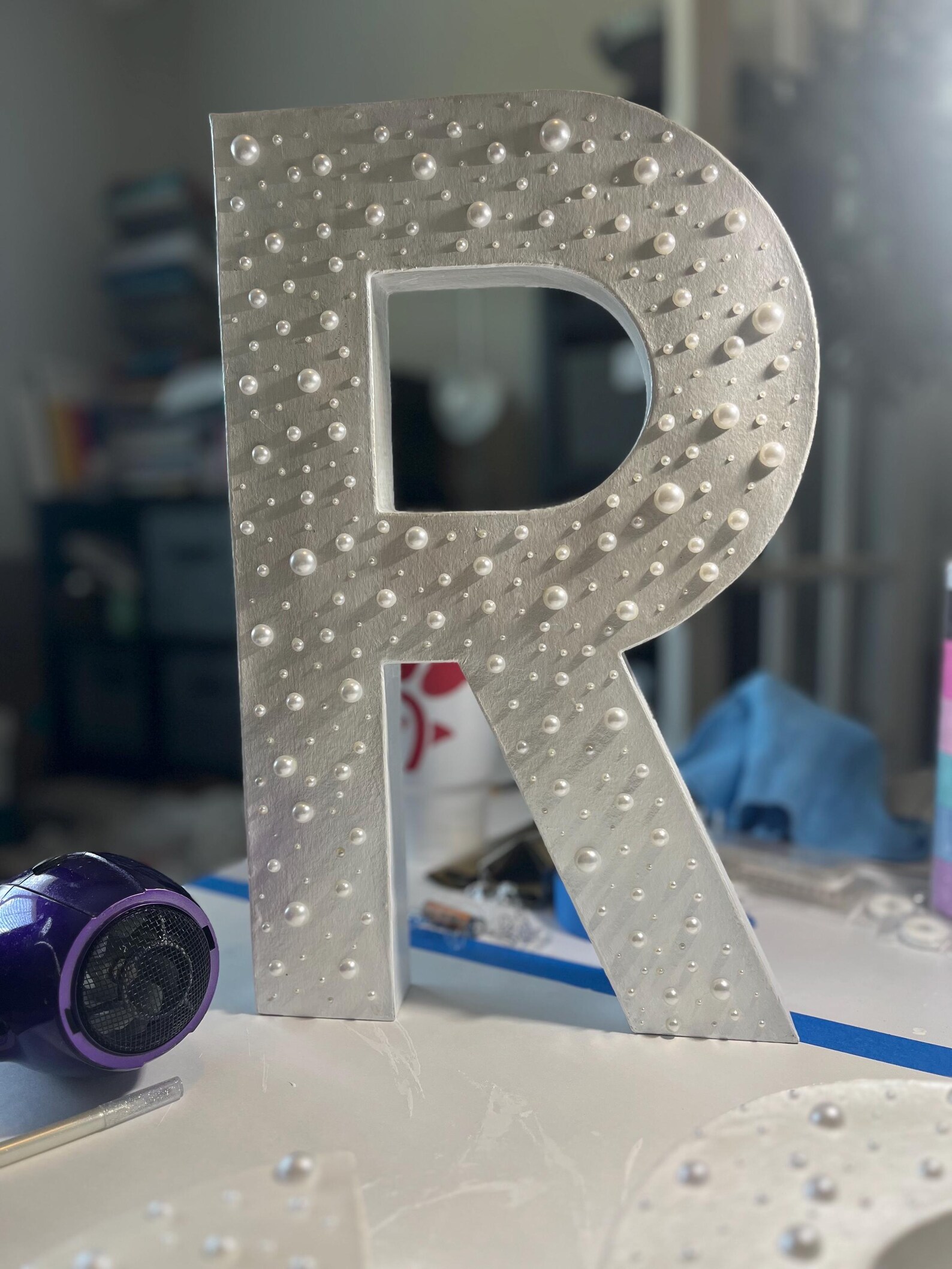 Custom Pearl-adorned Wedding Letter, Simple Pearl Pattern, Bridal Table ...