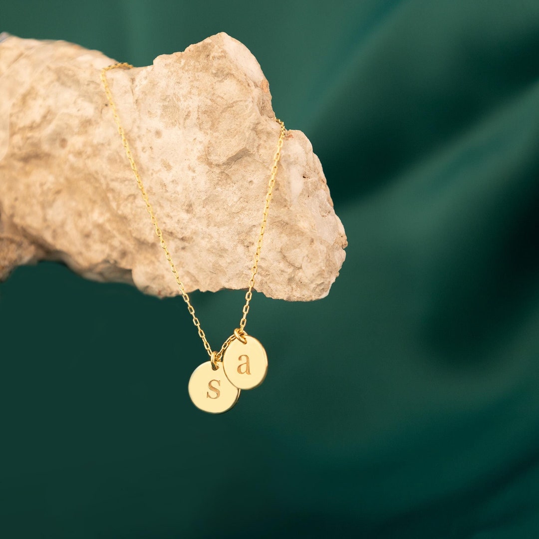 14K Gold Disc Name Necklace, Custom Family Necklace, Personalized ...