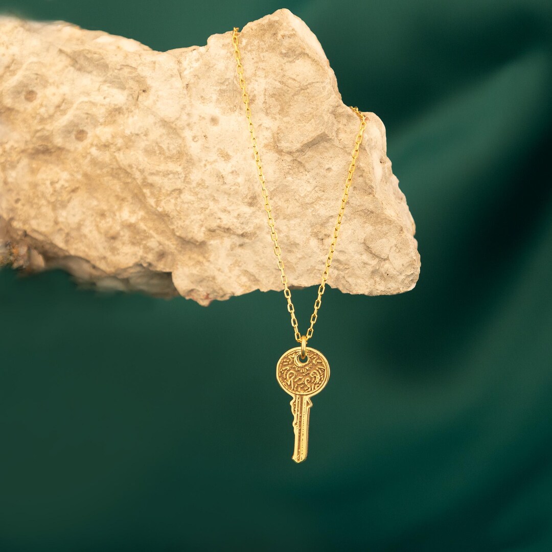 Minimalist Key Necklace, Small Key Pendant, Vintage Key Pendant ...