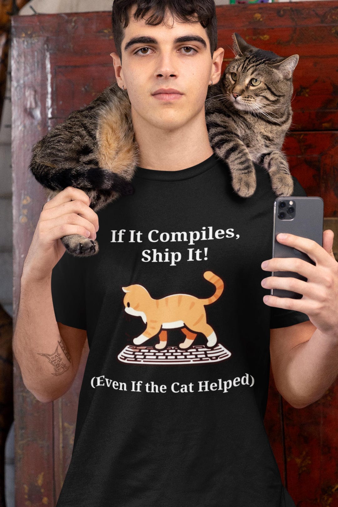 If It Compiles, Ship It! Funny Cat Coding T-shirt, Programmer Cat Tee ...