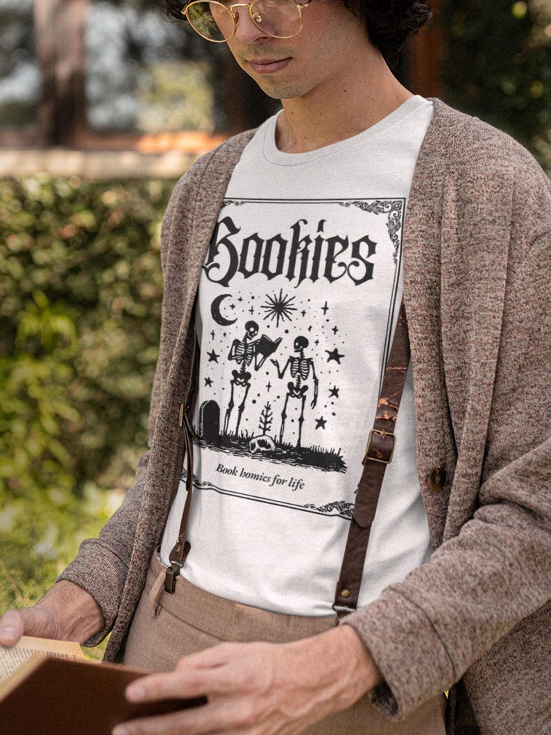Gothic Bookworm Skeleton Tee, Spooky Book Lovers Shirt - Etsy UK