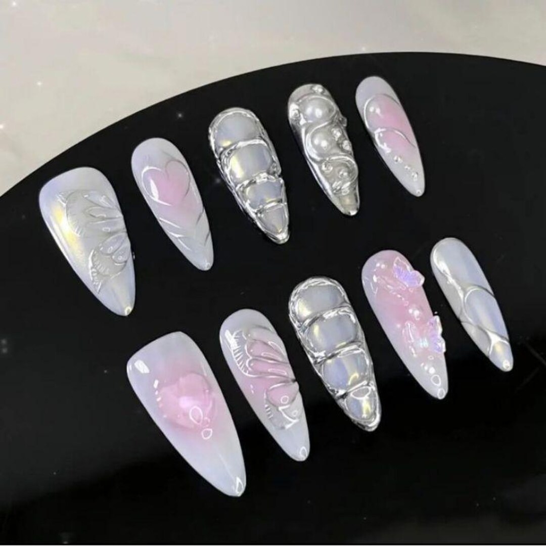 Glossy Ombre Mirror Nails | Chic 3D Heart Design | Refined & Feminine ...