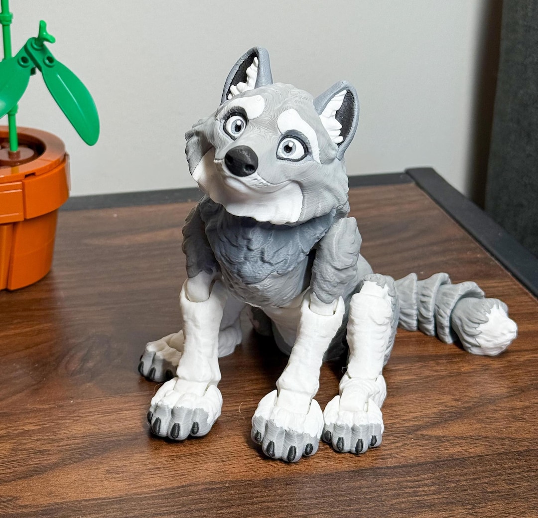 Matmire Makes Articulated Wolf Fidget Toy | Personalize With Your ...
