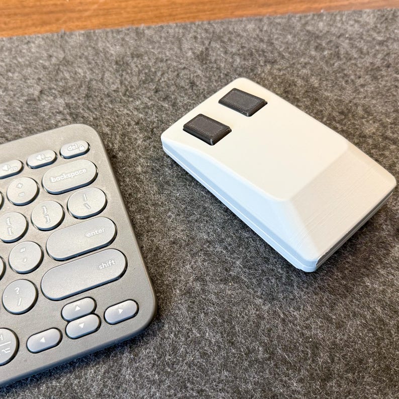 Amiga Tank Mouse: Custom Color Wireless Mouse - Retro PC Gaming ...