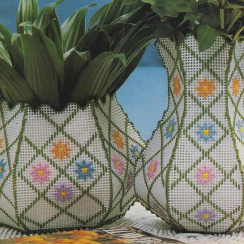 Plastic Canvas Flowers - Etsy