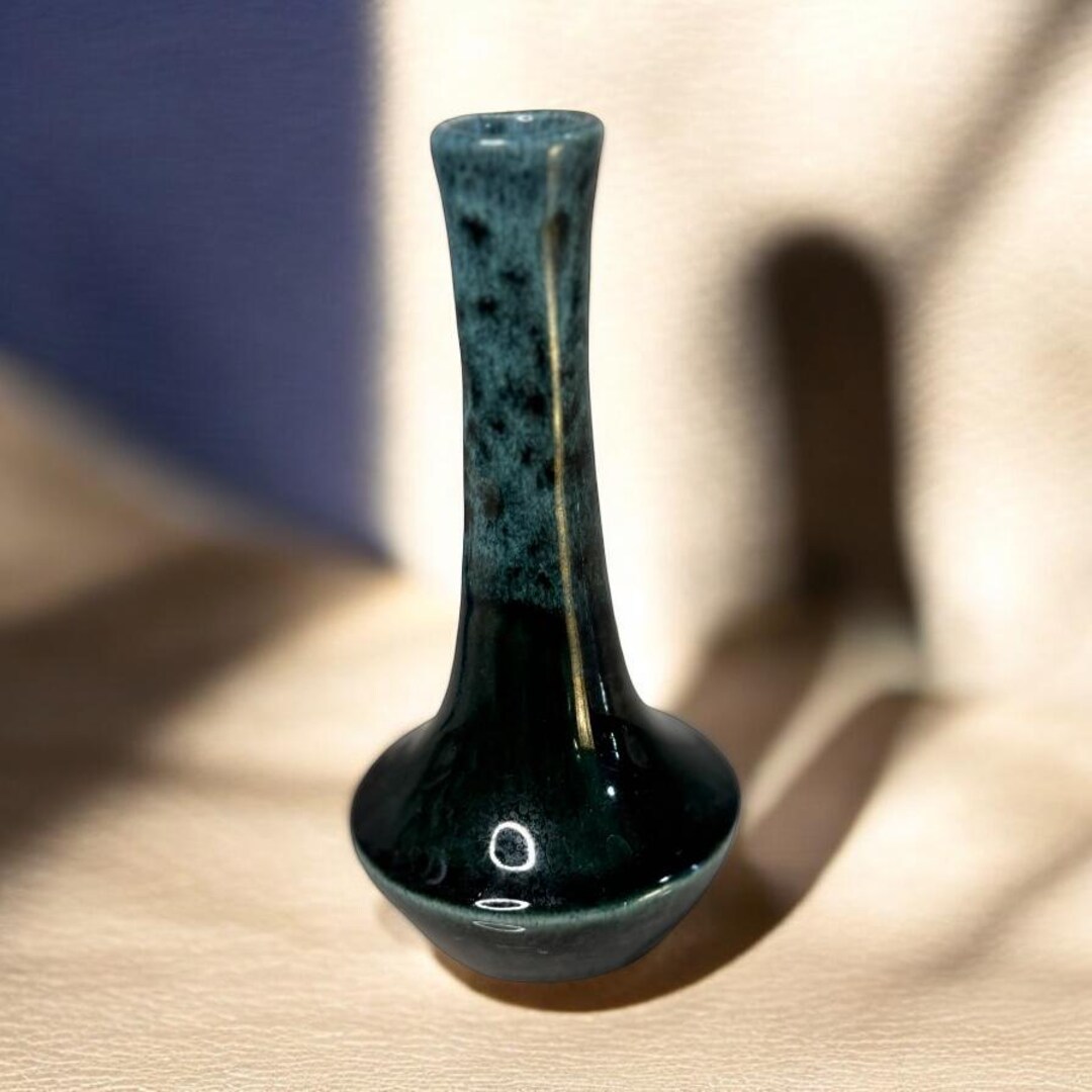 Jon Faulkner Bermuda Studio Pottery Bud Vase Ceramic | Emerald Green ...