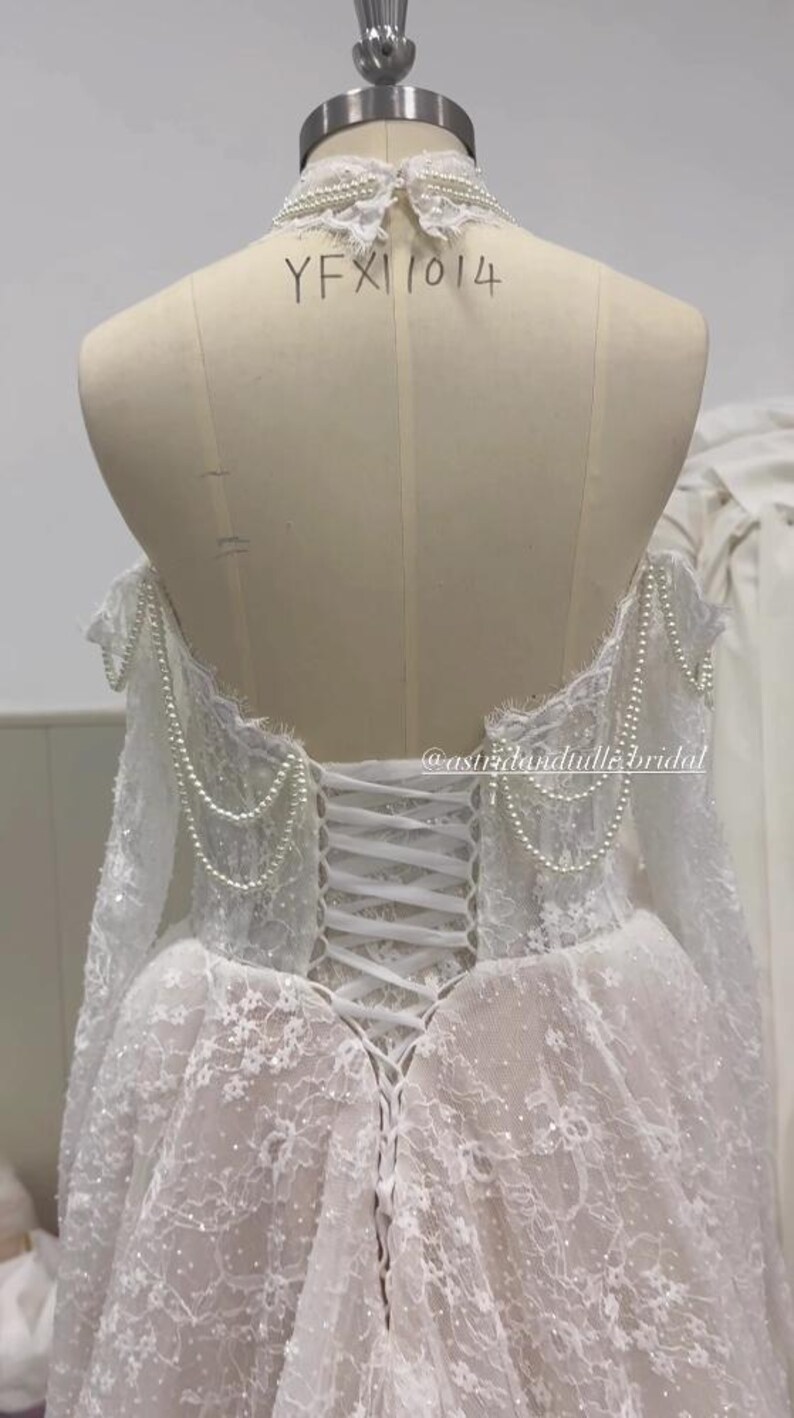 Blink | Romantic Basque Waist Lace Wedding Dress | Sweetheart Neckline ...