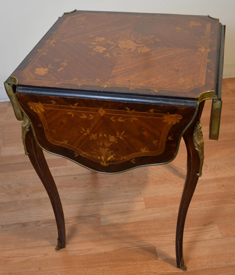 1920s French Louis XV Walnut & Satinwood Inlaid Pembroke Drop-leaf ...