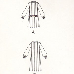 Vogue Sewing Pattern 2384 by JEAN PATOU - Loose Fit V-neck Front ...