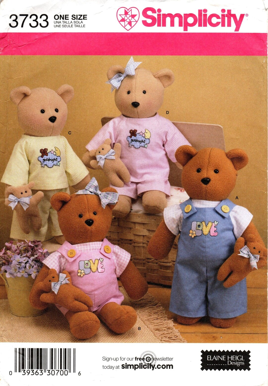 Simplicity Crafts Pattern 3733 by ELAINE HEIGL Two Pattern Piece Bear ...