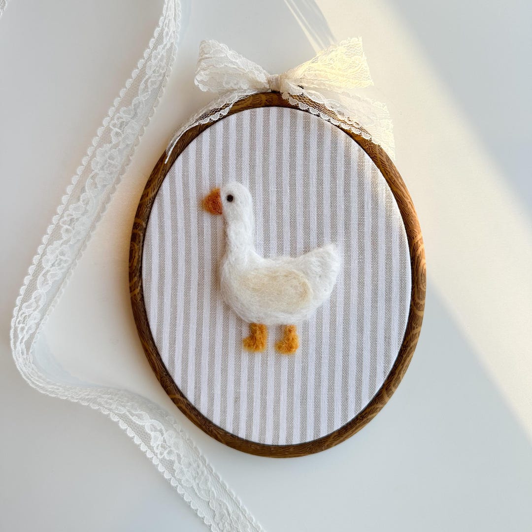 Needle Felted Duck Nursery Decor: Handmade Embroidery Hoop Wall Art - Etsy