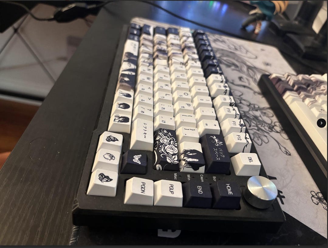 Reze Themed Keyboard 75% WIRED KEYBOARD - Etsy