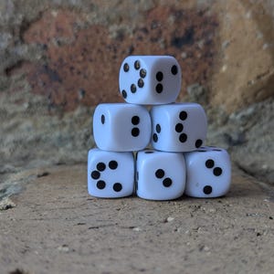 Anti-ocd Dice – Quirky Mismatched Dice With Dots All Over the Place ...