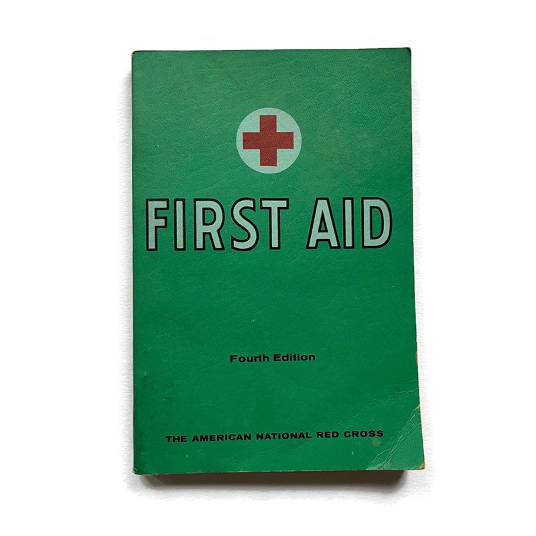 Vintage Red Cross First Aid Book - 1971 - Etsy