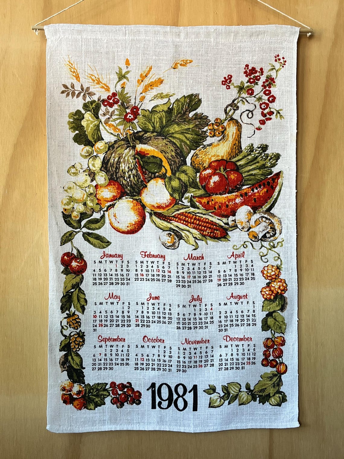 1981 Vintage Calendar Tea Towel - Vegetables Scene - Dowel and String ...