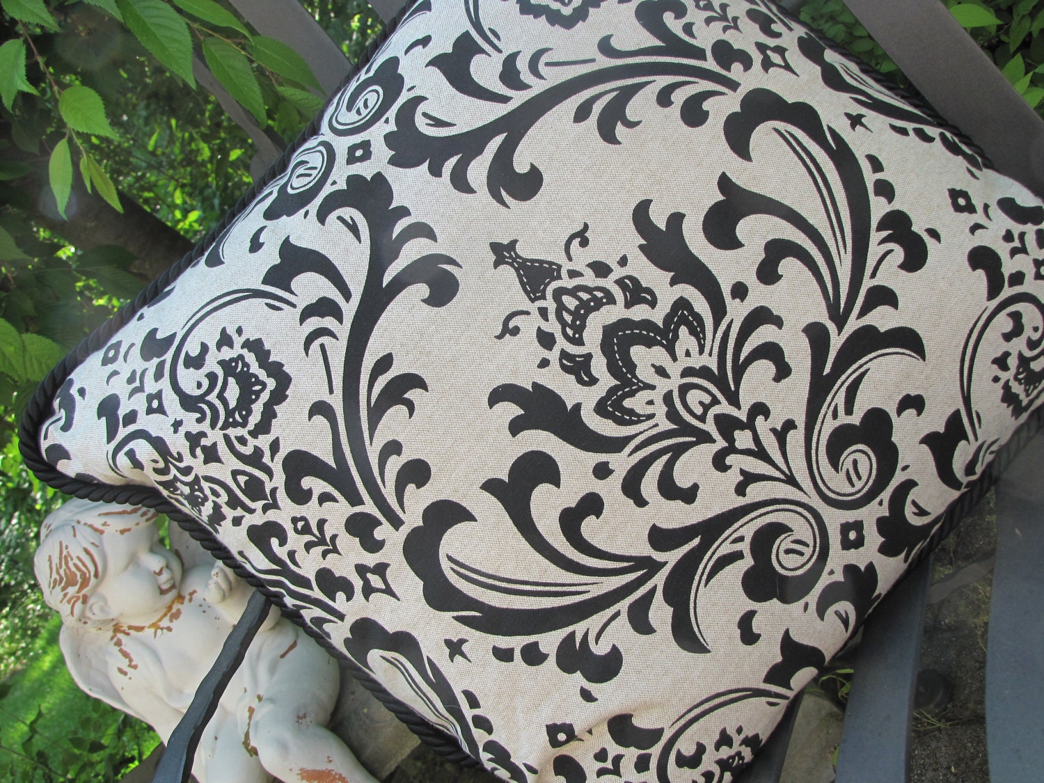 Black and Ivory Traditions Desginer Toss Pillow Casing/ Corded Toss ...