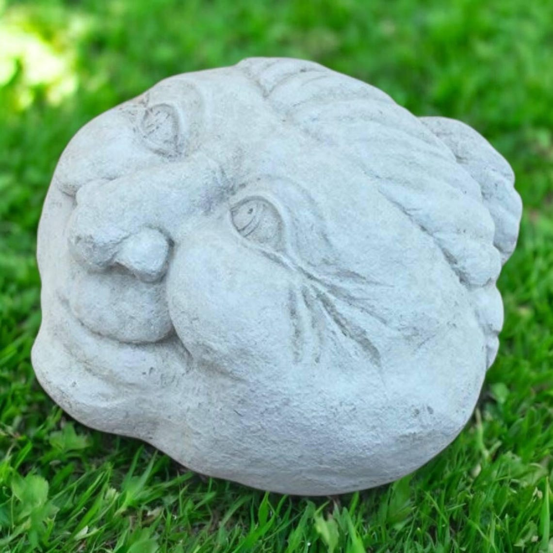 Grandma Statue, Face Sculpture, Smiling Face, Grandmother Grave, Garden ...