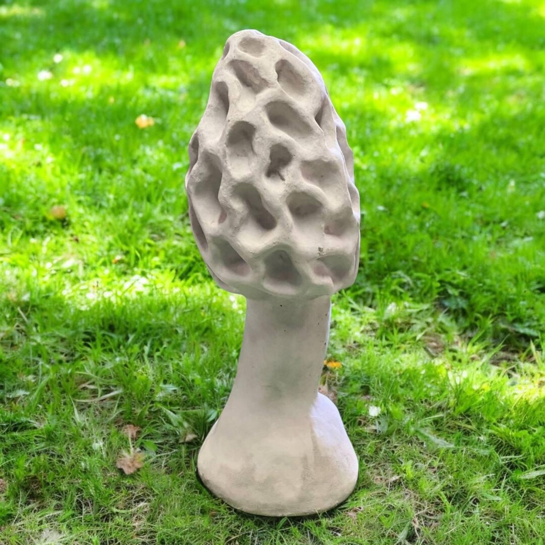 Mushroom Statue, Detailed Figure, Toadstool Gift, Porch Sculpture ...