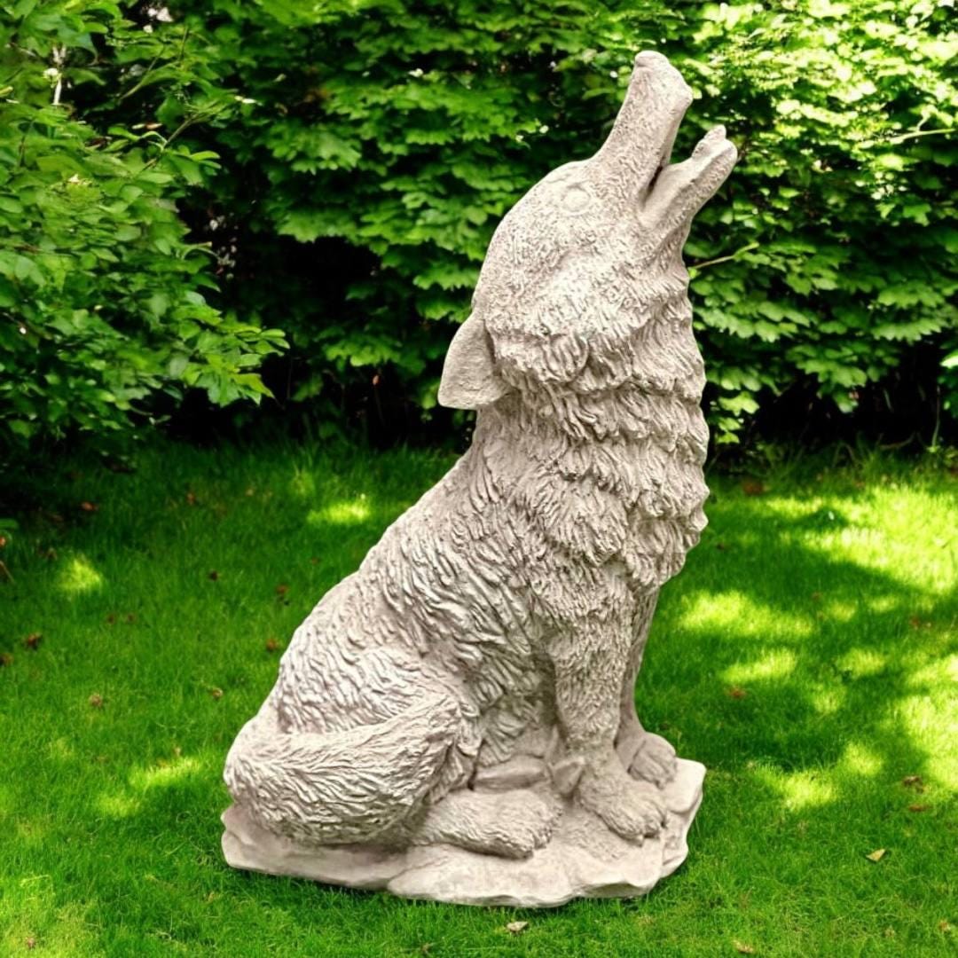 Concrete Wolf, Howling Wolf, Sitting Wolf, Wolf Cub, Detailed Statue ...