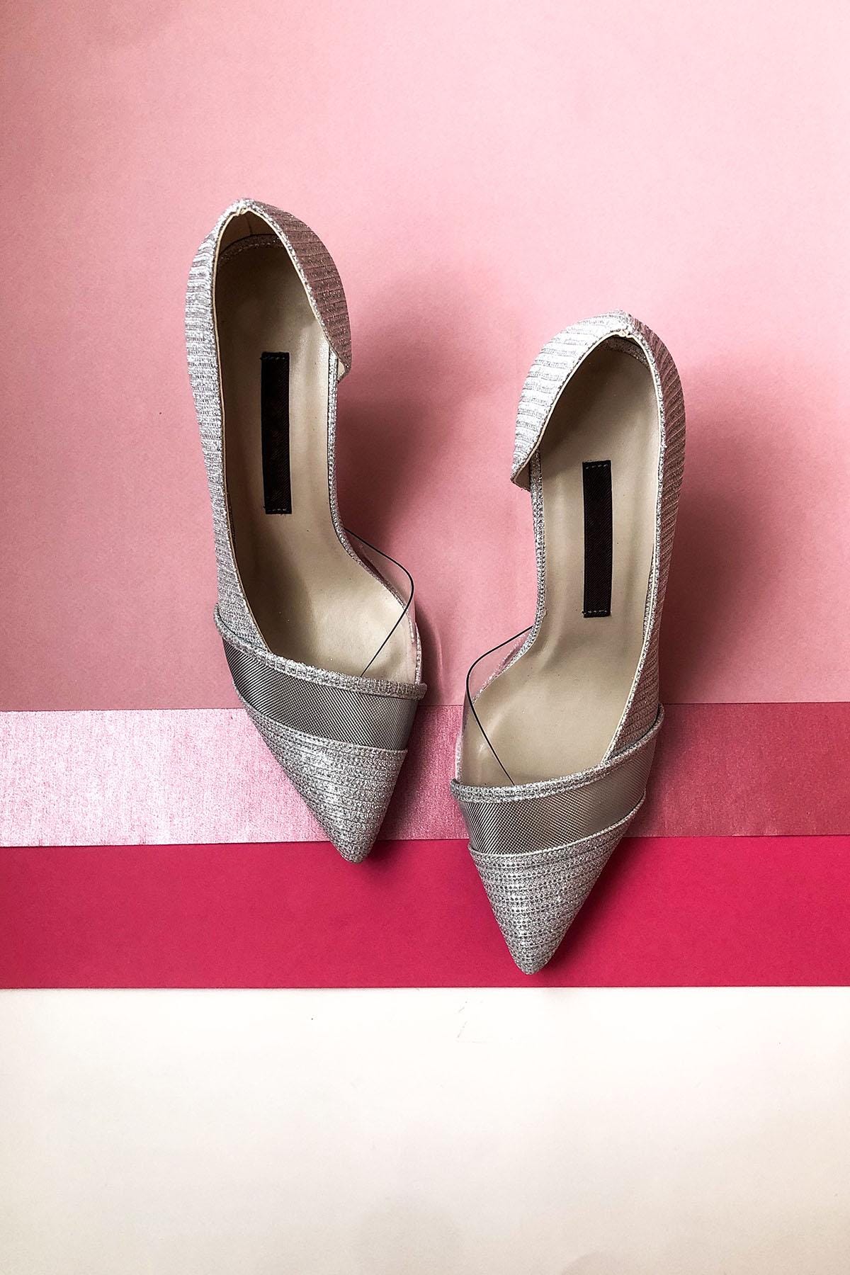 Silver Shiny Wedding Shoes for Bride, Grey Closed Toe Heels Bridal ...
