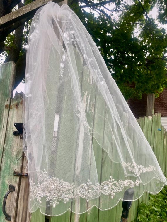 The Rare Beauty's Vintage Wedding Veil with Silver Em… - Gem