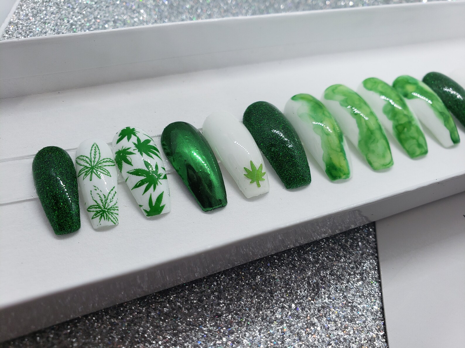 Weed 420 Marijuana Nails Fake Nails Press-ons Handpainted - Etsy