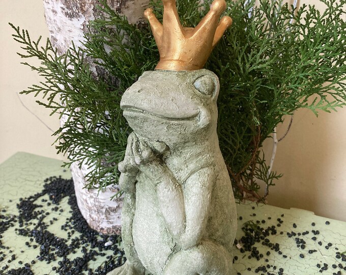 Concrete Frog Prince King Garden Statue | Crown Toad | Gardener Gift ...