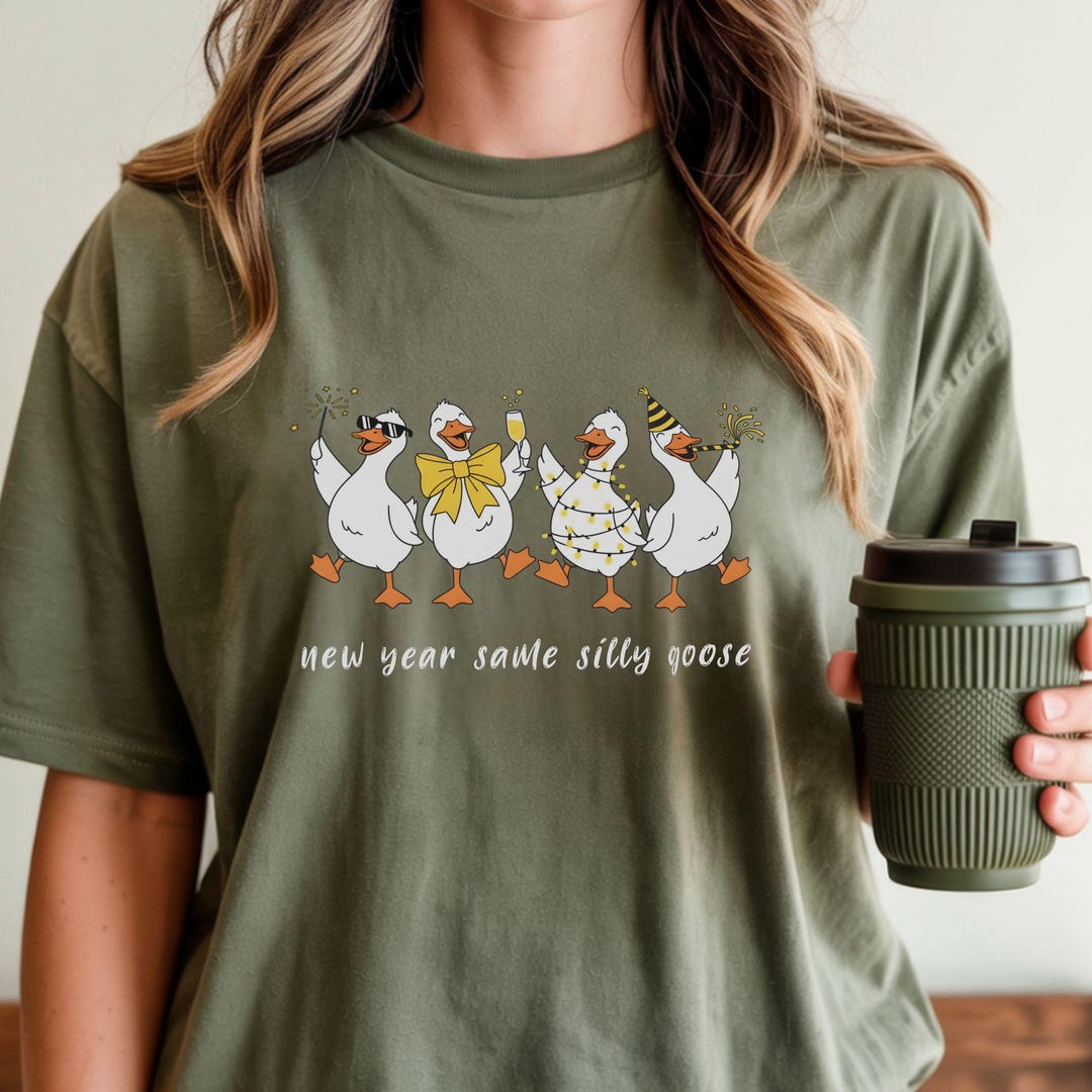 Funny New Year 2026 Silly Goose Trendy Coquette Holiday Celebration ...