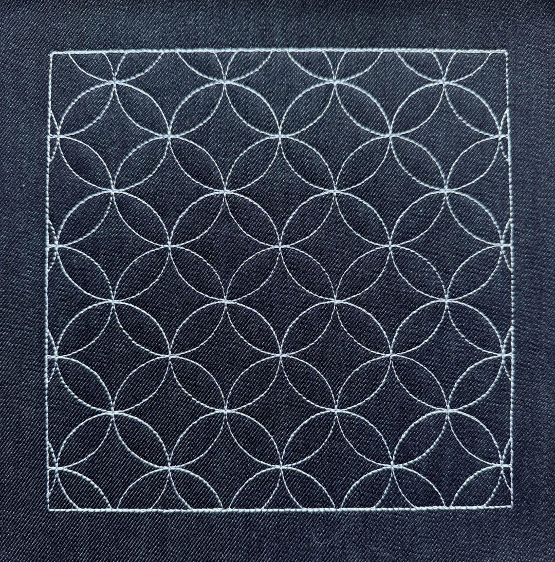 Quilt Block - Embroidered Sashiko Pattern - Shippo Tsunagi (七宝繋ぎ) - 10 ...