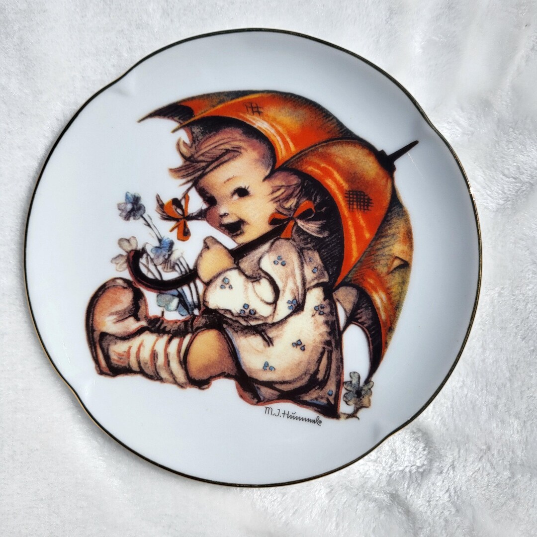 M.J. Hummel Collector Plate Umbrella Girl - Etsy