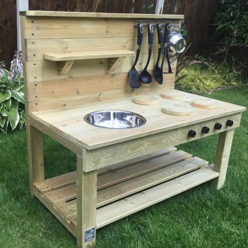 Mud Kitchen DIY Plans – Step-by-step Build Guide for Kids Garden Play ...