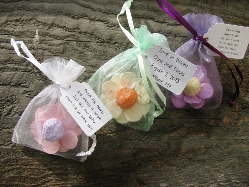 25 Plantable Flower Favors in Organza Bags WITH Personalized Tags - Etsy