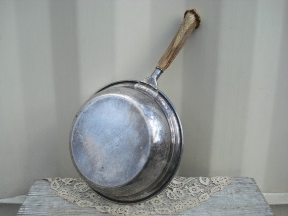 Items similar to Silver Pan Staghorn Handle Manning Bowman & Co 1800's ...