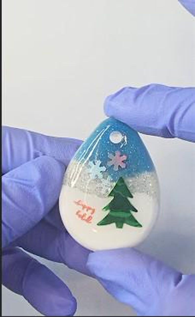Snow Scene Resin Keychain – Winter Wonderland Handmade Charm | Sparkly ...
